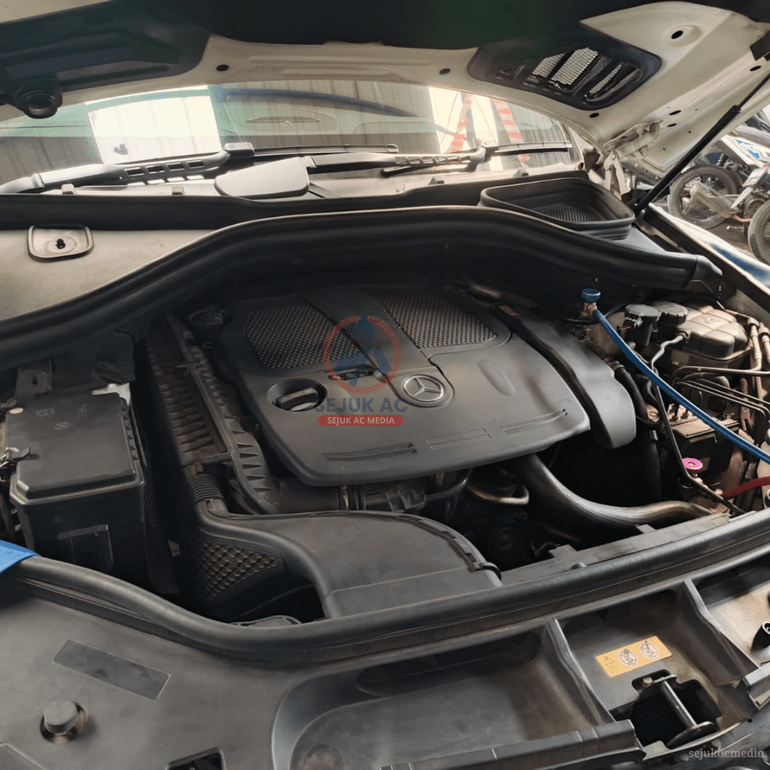 AC Mobil Mercy Bau Tidak Sedap? Ini Penyebab & 2 Solusi Ampuhnya - SEJUK AC